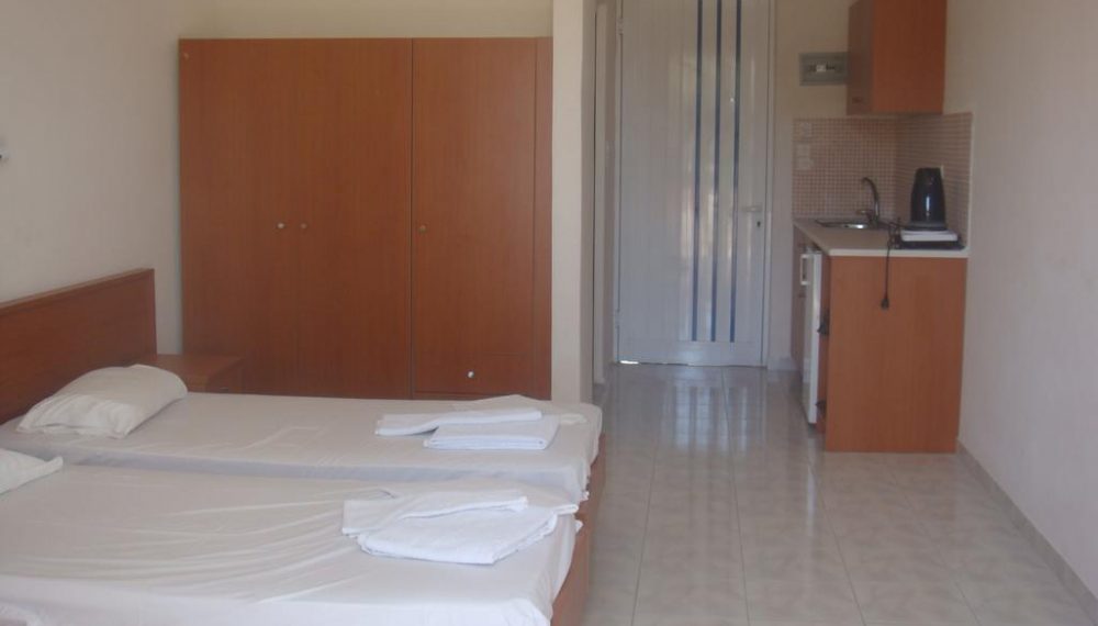 Sam's Studios in Faliraki in Rhodes Island | Quadruple Studio